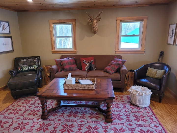 White Mtn Getaway
Bretton Wds. & Snowmobile - Santa's Village, Jefferson