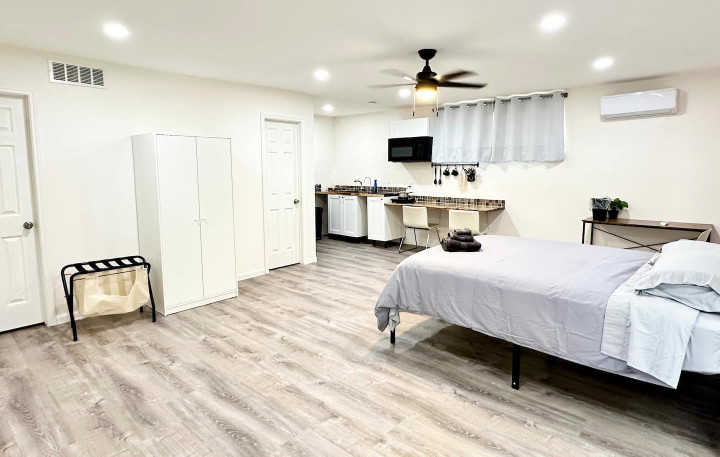 Casa Luna - Orchid Garage Apartment - Spring, TX