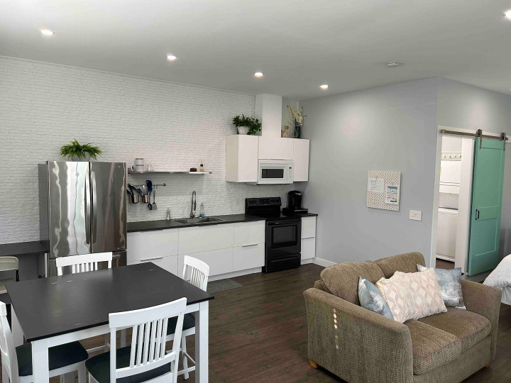 Guest Suite In Quiet Chilliwack Neighborhood - Canada