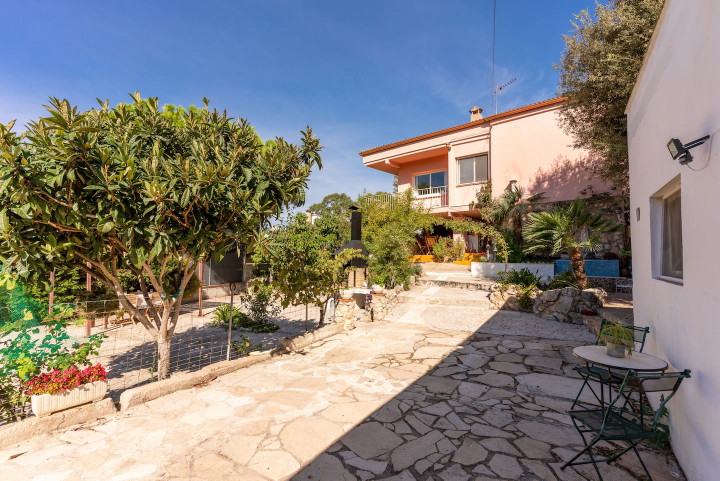 House And Tiny House | Rosita By Palmera Group - Vilanova i la Geltrú