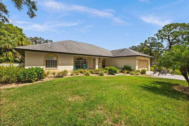 Sunny Oasis/beautiful House/near Beach/heated Pool - Venice Beach, FL