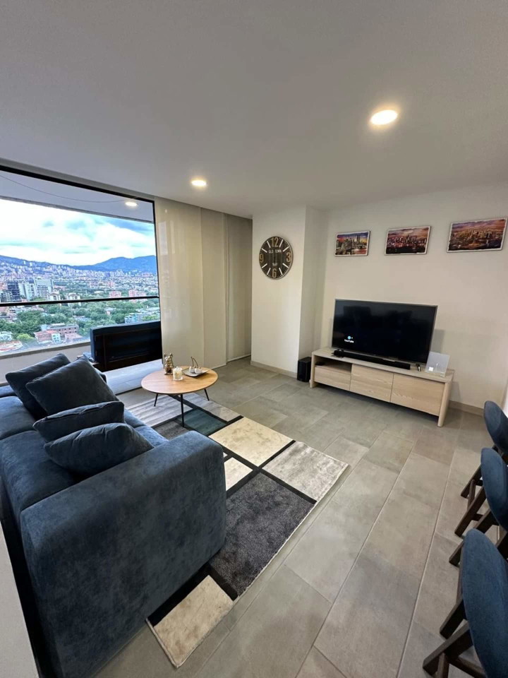 Poblado Manila [2-bedroom Air-conditioned Apartment] 4 People - Beautiful - Medellín