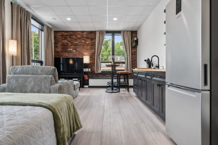 La Bibliothèque @Themillrowssuites - New Glasgow