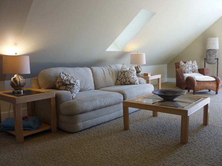 Private 600 Sq.ft. 1 Bedroom Suite - Naramata