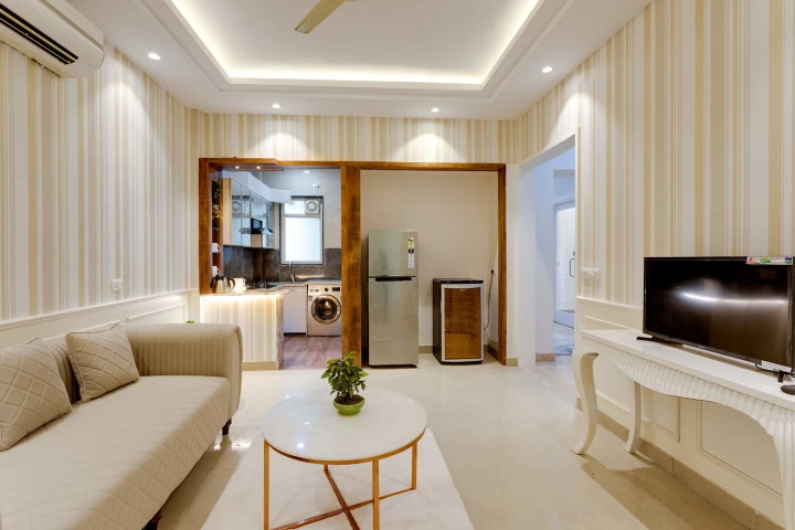 Superior 1bhk Apartment- Balcony - Gurugram