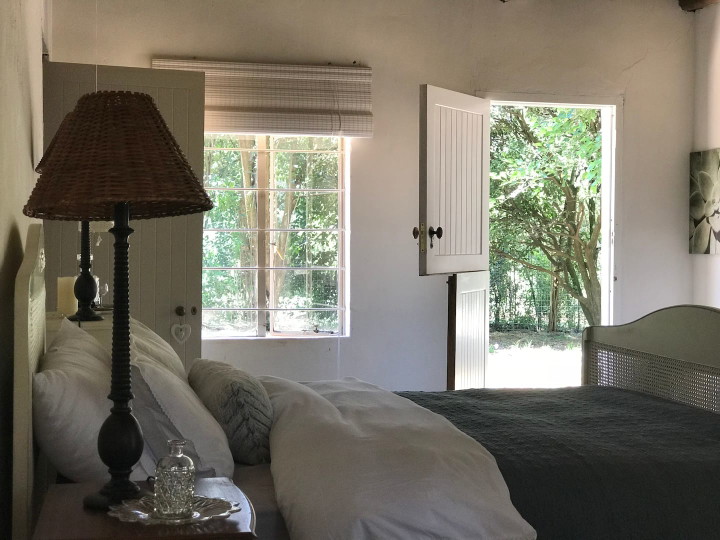 The Farmhouse, Very Close To Howick On Tarred Road - Howick
