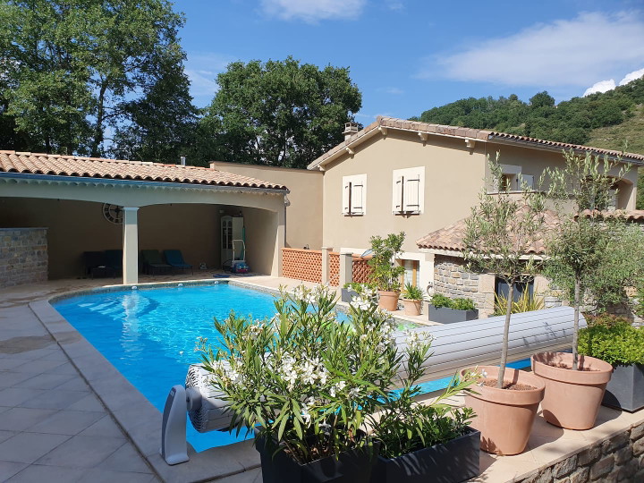 Gîte Avec Piscine En Sud Ardèche - Ardèche