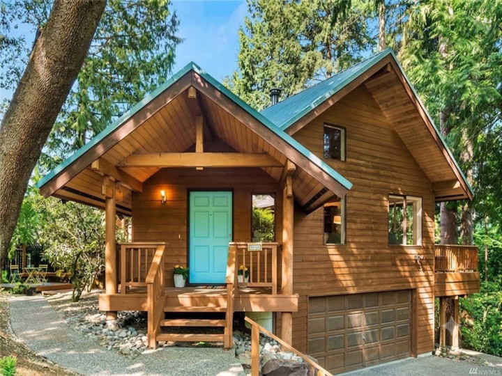 Spacious Cabin With Hottub, Sauna,ac,loft,king Bed - Seattle, WA