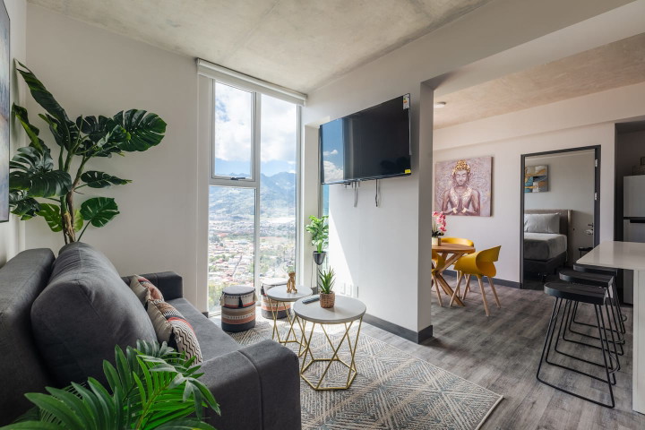 Breathtaking Mountain View Apt. - San José