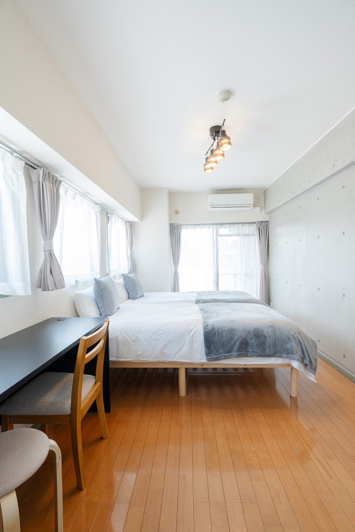 [8-minute Walk From Tenjin-minami Station] Atlas Apartment | Convenient For Sightseeing And Shopping In Tenjin | Kitchen And Washing Machine - Tenjin