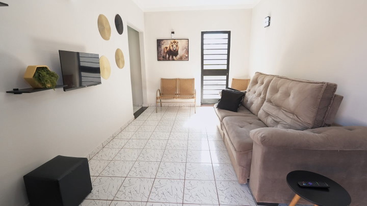 Casa Com 6 Quartos No Centro - Jaú
