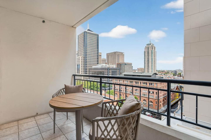 1br With Secure Parking | Near To Darling Harbour - Sydney