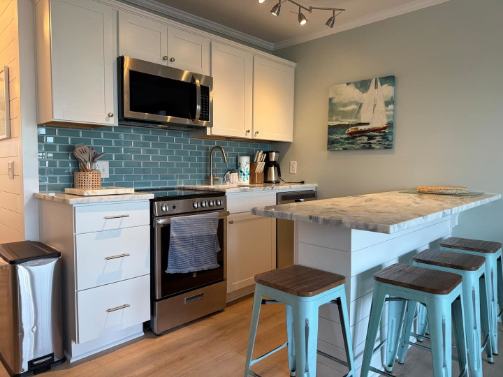 Oceanfront Iop Condo W/ Private Pier - Isle of Palms, SC