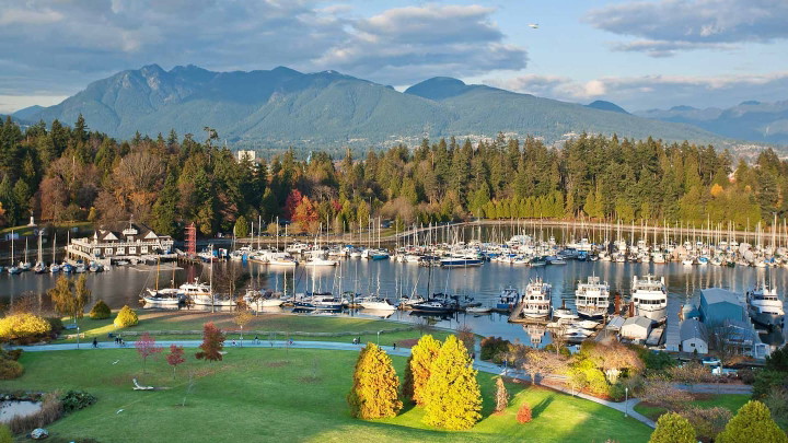 Furnished One Bedroom Suite Next From Stanley Park - Vancouver