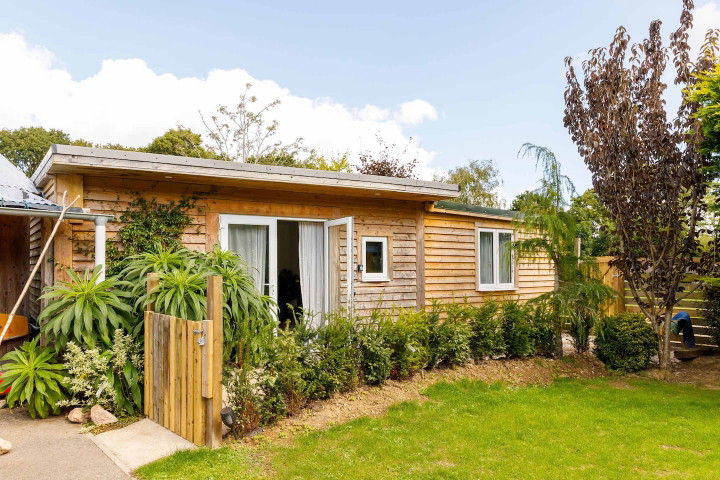 Cosy Cabin Retreat Close To Beaches - Chichester