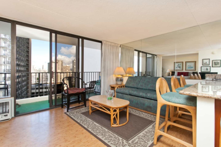Wb 1608 - T1 Our Home At The Banyan - Honolulu, HI