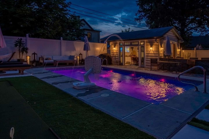 Modern Home W/heated Pool Near Rutgers/nyc Train - New Brunswick, NJ