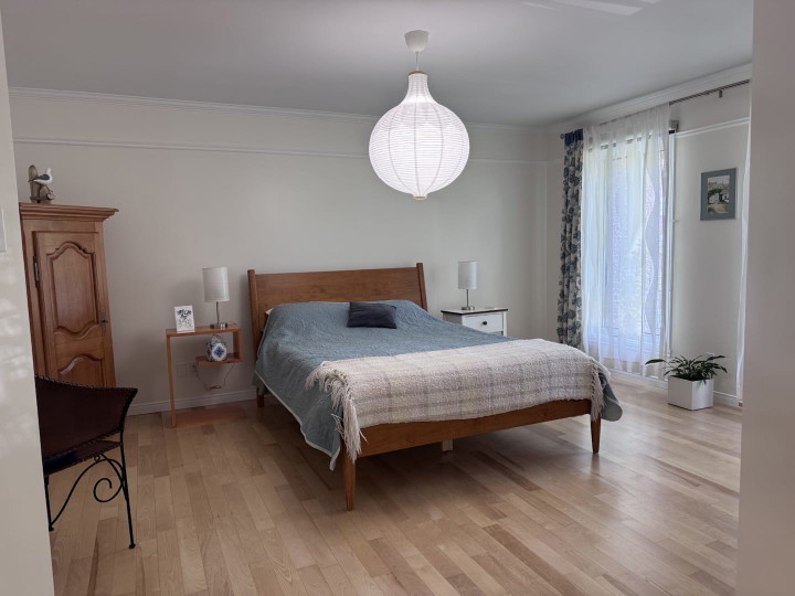 Plume D'oie: Chambre Spacieuse Et Confortable - Victoriaville