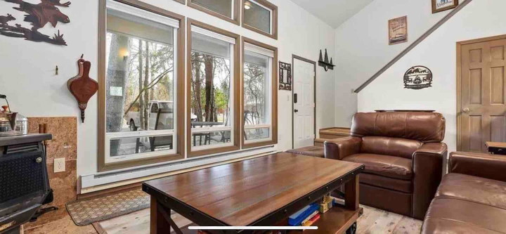 Bright & Comfortable Condo Close To Everything! - McCall, ID