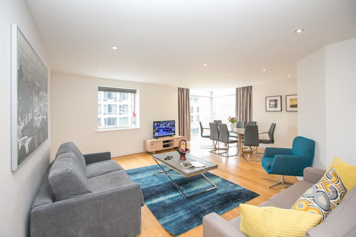 City Centre Spacious 3 Bed Family Apt With Balcony - Dublin