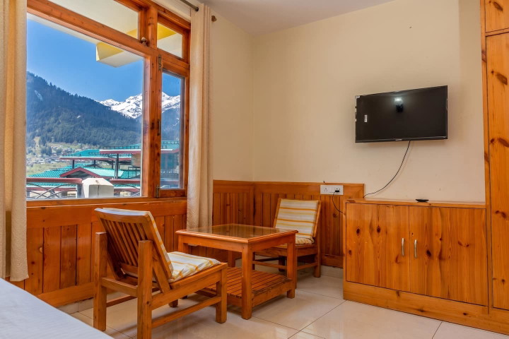 Mountain View Family Suite Manali With Kitchen - Manali