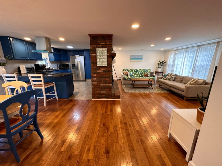 3 Beds 2 Bath Cape House - Yarmouth, ME