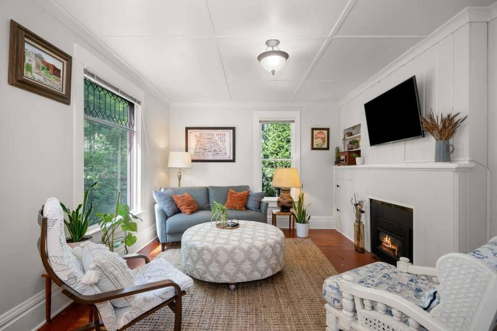 Vintage-chic, Pet-friendly Spokane Bungalow. - Spokane, WA
