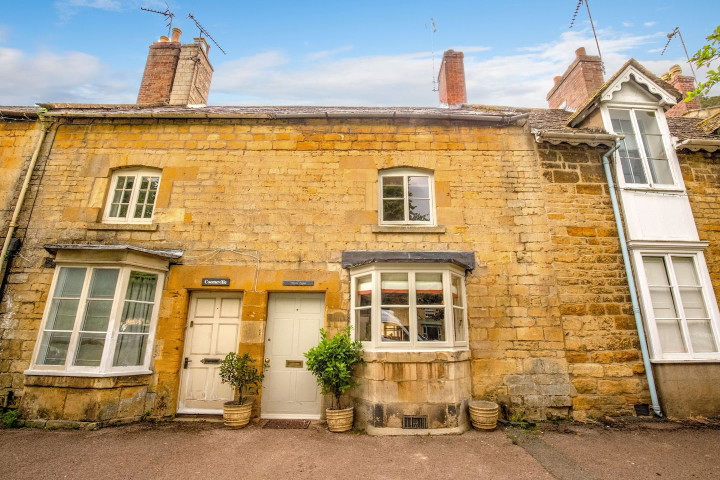 2 Bed Cottage In Cotswold Village - Wendle Cottage - Moreton-in-Marsh