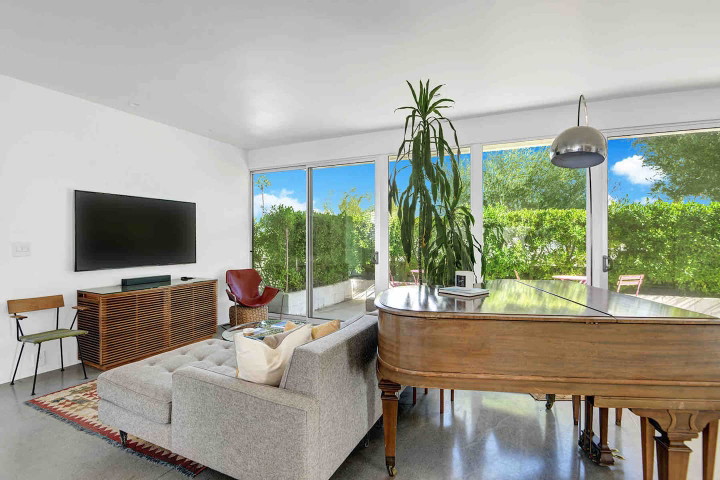Iconic Wexler Home: Pool & Piano - Palm Springs, CA