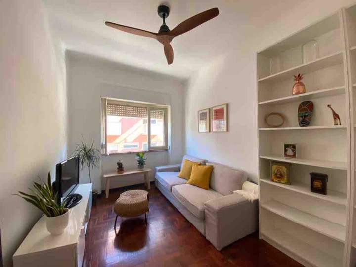 Vintage 1br Close To Principe Real, Lisbon - Lisboa