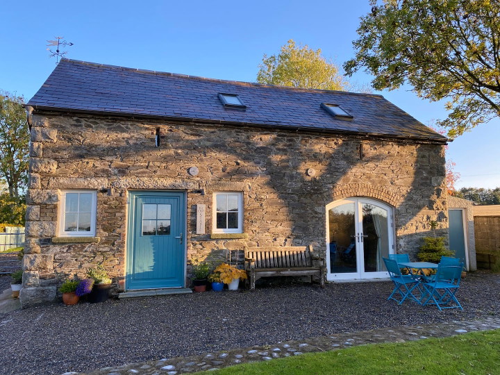 Beautifully Renovated & Cosy Stone Stable - Ireland