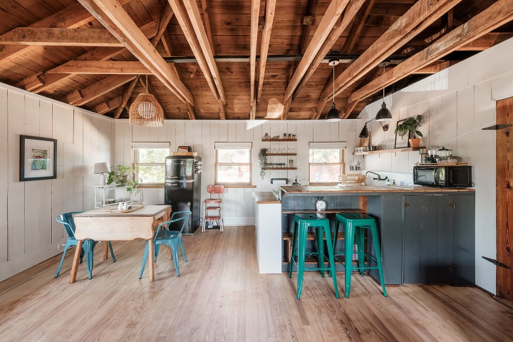 Mountain Modern Carriage House Downtown Morganton - Morganton, NC