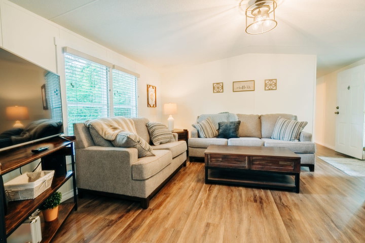 Peaceful Retreat- 3 Bdrm 2 Bath Manufactured Home - Louisiana