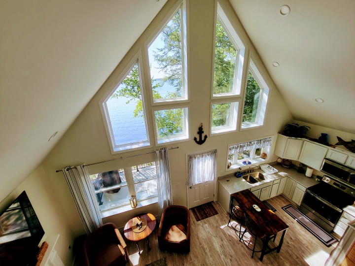 Lake Champlain Waterfront Loft-house W/ Fire Place - Vermont