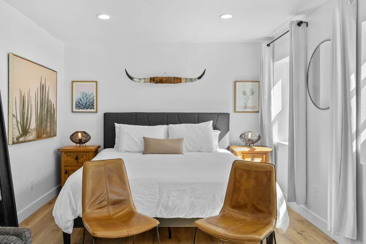 Tiny Living With A/c+outdoor Space In North Park! - San Diego, CA
