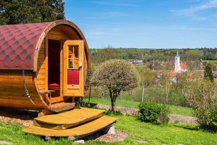 Campingfass "Magnolia" Zwischen Stadt, Seen Und Bergen - Bayern