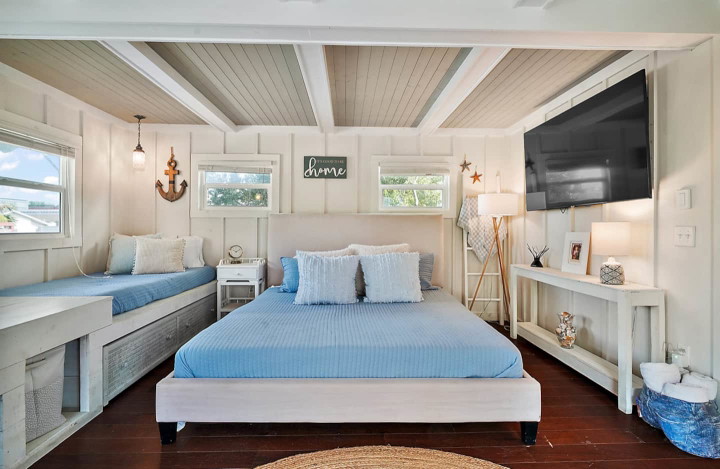 Right In The Heart Of Dt Mount Dora! King Bed! - Mount Dora, FL
