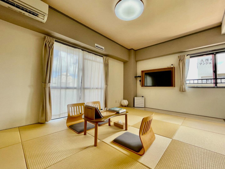 2 Mins Walk To Kokusai Dori | Japanese Style, Spacious 36㎡ - Naha