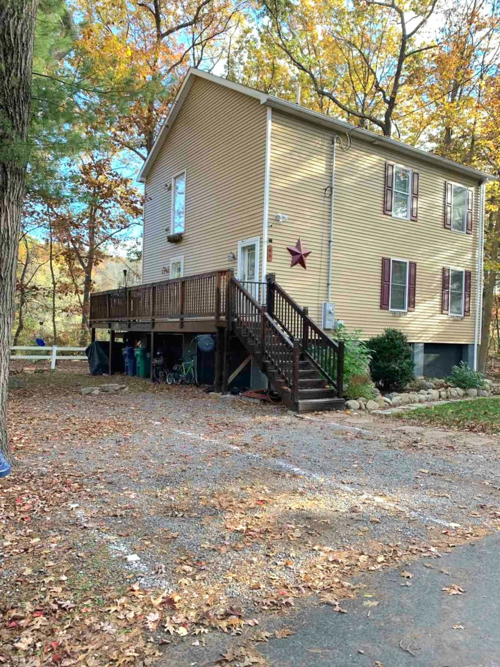 Private 3br, 1 Bath, Wi-fi, Ac & Parking+tv - Lowell, MA