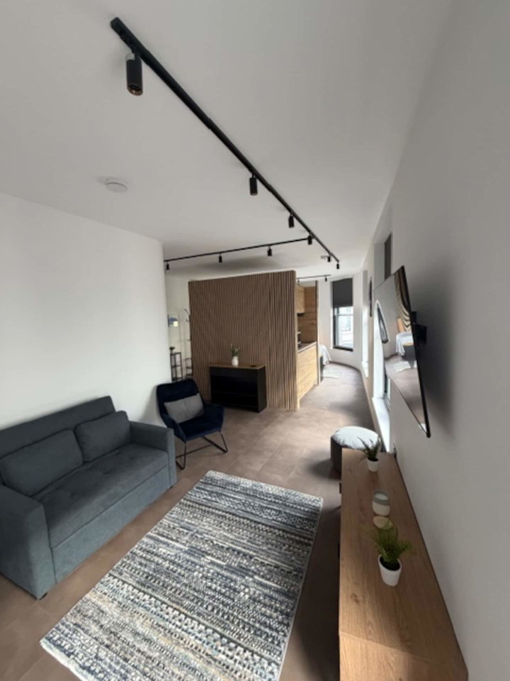 Central St Helier Studio Apartment. 1. - Jersey