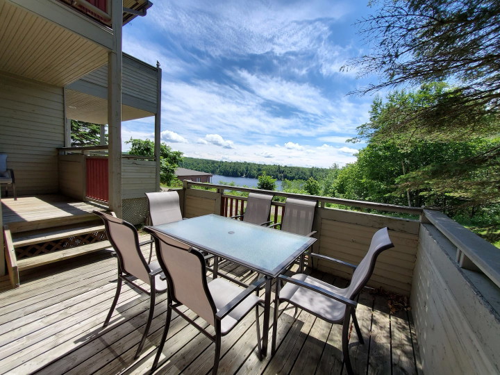 Charming Muskoka Getaway On Fairy Lake, Huntsville - Huntsville