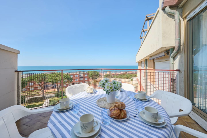 Enchantment By The Sea - San Vincenzo