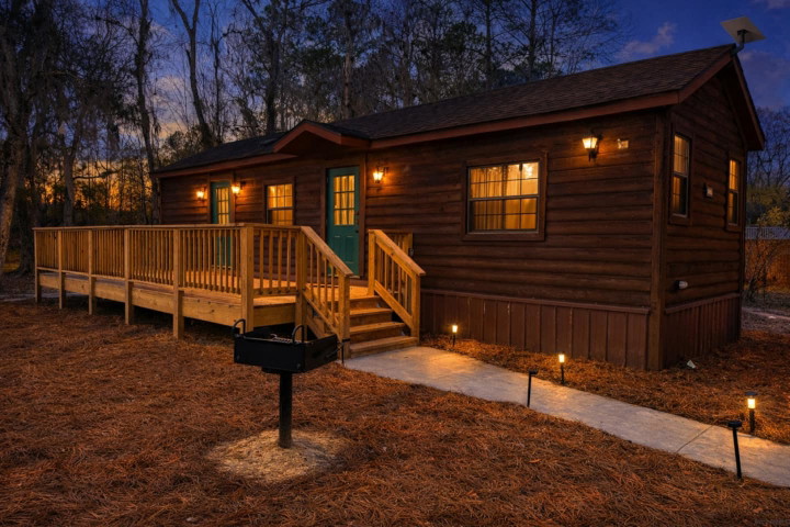 The Outpost · 10 Min To I-95 (Disney Cabin) - Jacksonville, FL