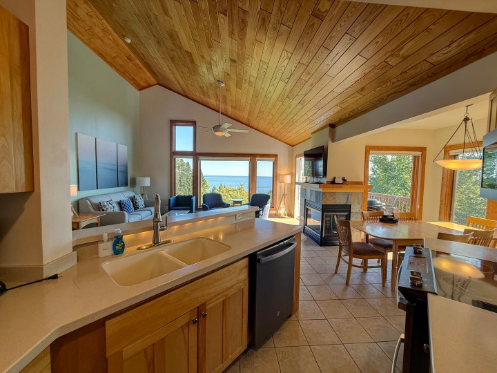 Ridge & River 1 Bedroom Condo W/loft - Lutsen, MN