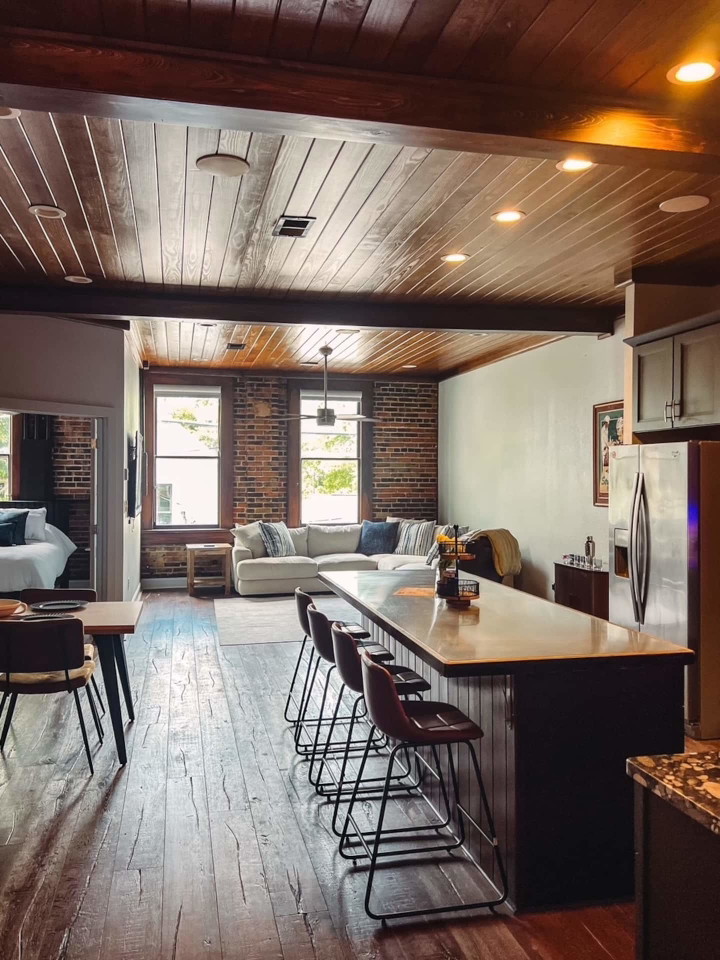 Large Condo In Historic Downtown Hammond - Hammond, LA