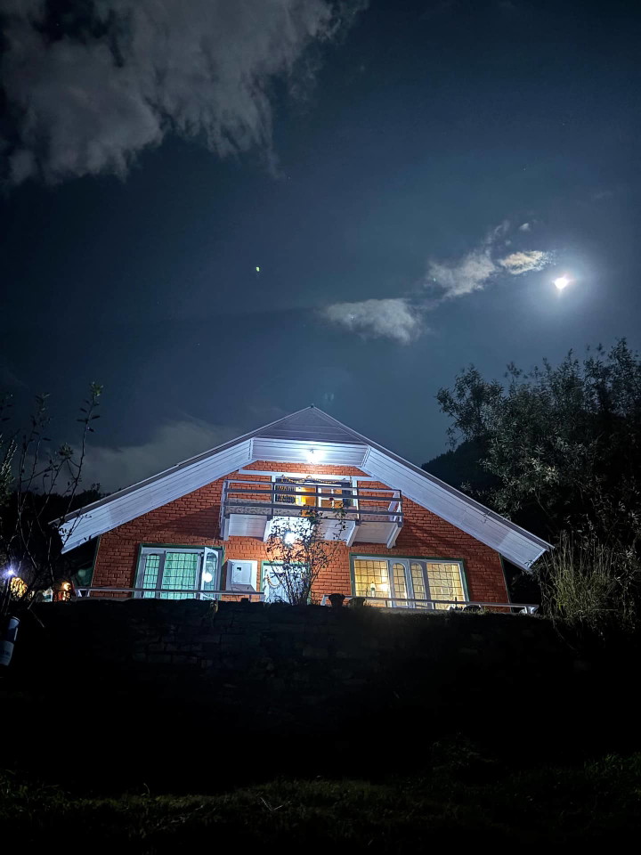 Mistvale Cottage | Mountain Views & Private Stay - Manali