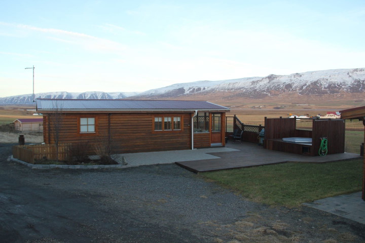 Cozy Get Away On A Farm Bigger Cabin - Islande