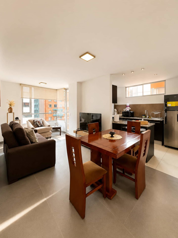 Premium Suite In The Republic Of El Salvador + Parking - Quito