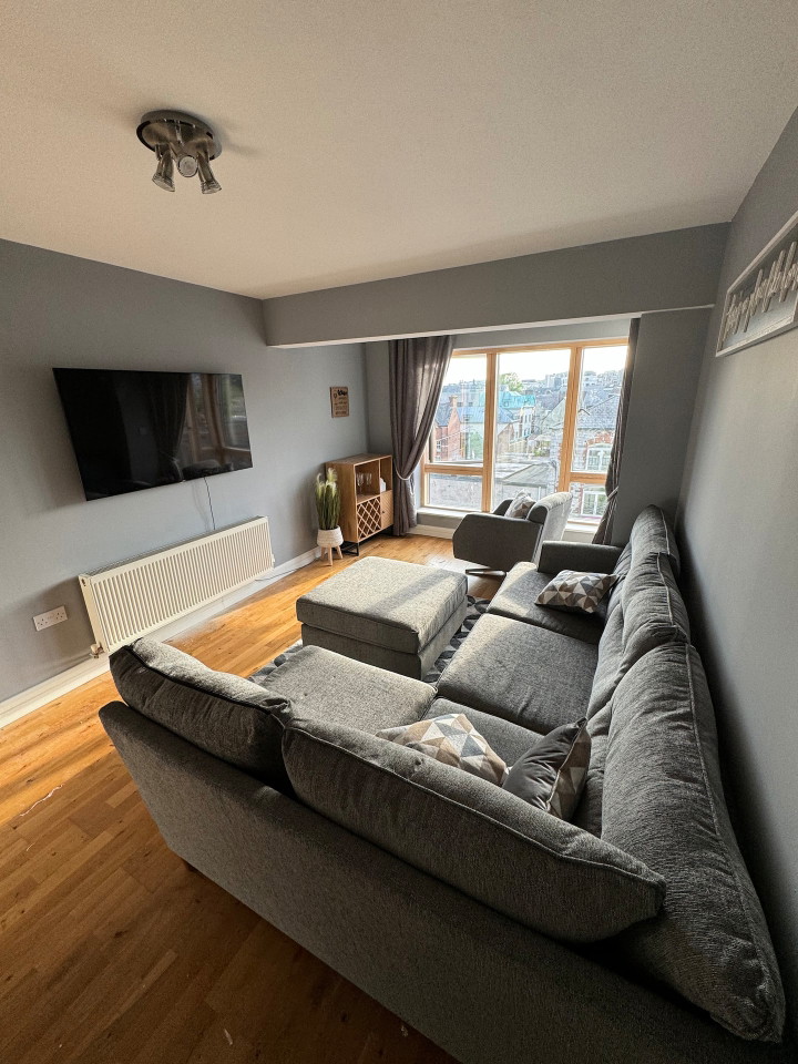 Luxury 2 Bed Fully Equipped City Centre Apartment - 