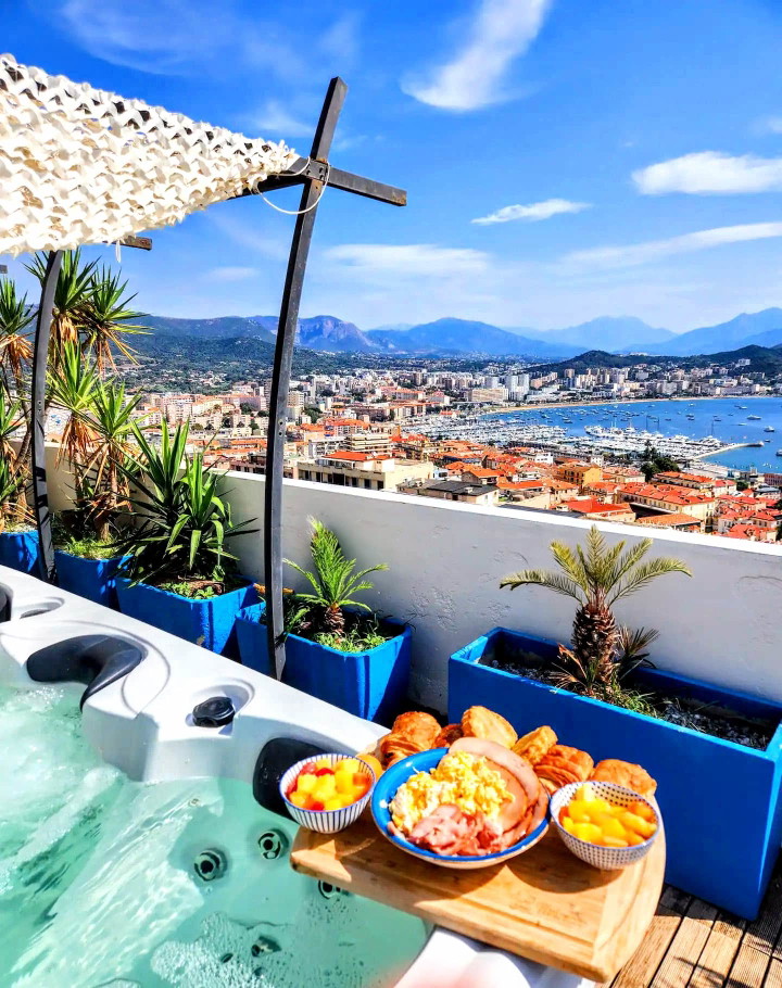 Rooftop Luxe Jacuzzi Terrasse Vue Mer Centre Ville - Ajaccio